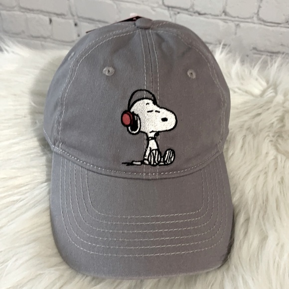 Peanuts | Accessories | Peanuts Snoopy Baseball Capunisex | Poshmark